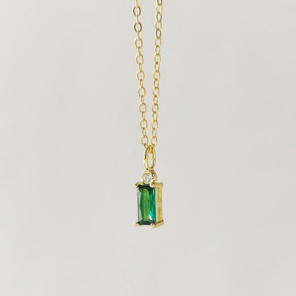 Sterling Silver Green Stone Necklace – ivvy